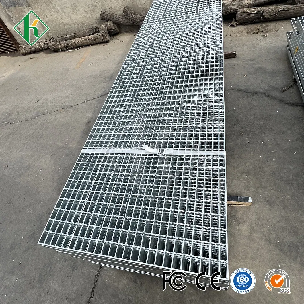 Durable Stainless Steel Kick Plate & Bar Grating for Offshore Platforms