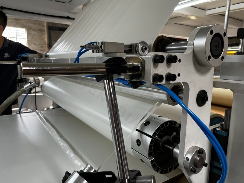 How to choose auto paper sticking machine supplier