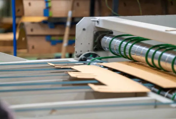 What are the advantages of using a semi-automatic box making machine in ...