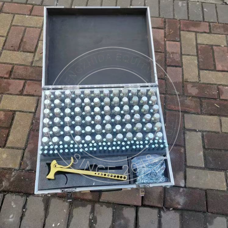 Flight case tool case for truss conical pin hammer