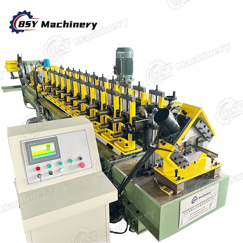 Automatic type-changing U-profile forming machine