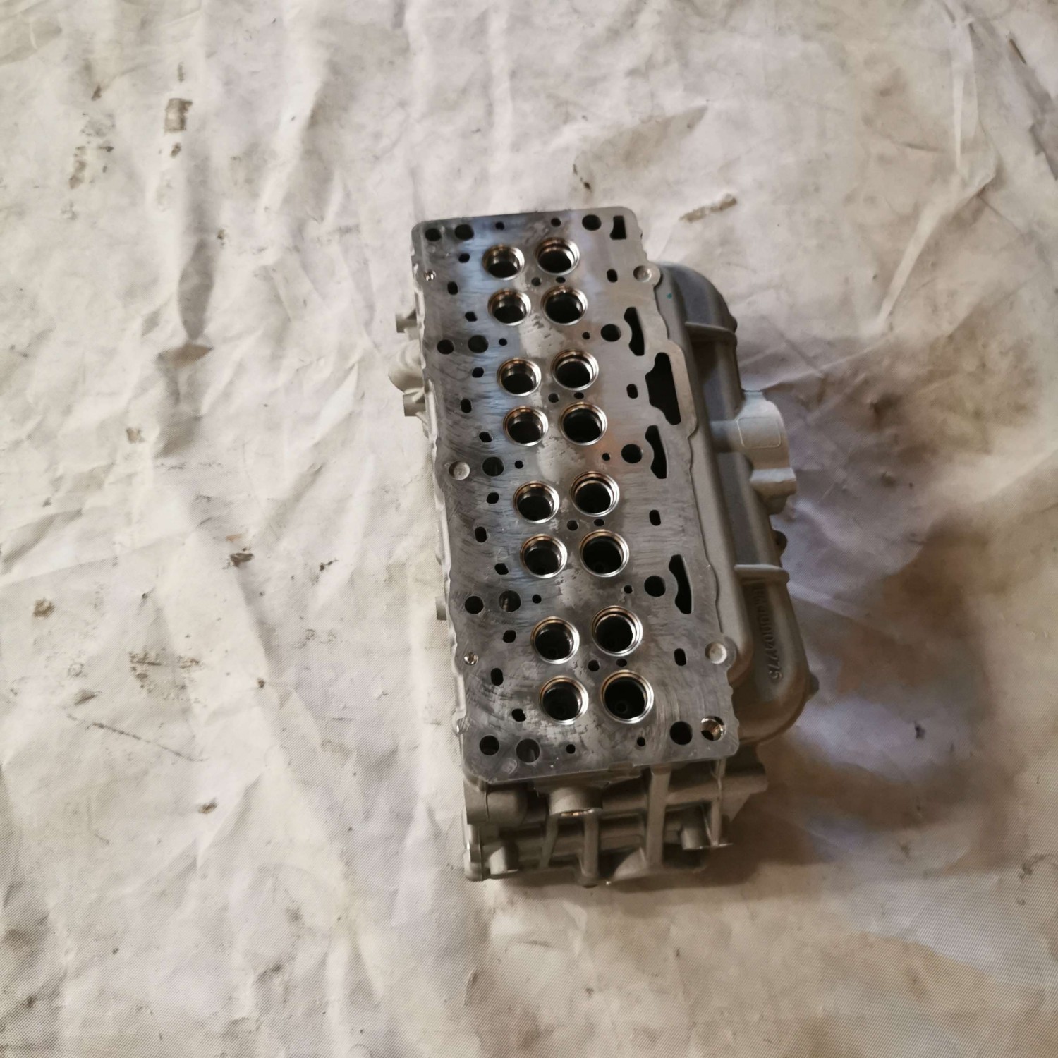 Foton Aucan F2.5 engine cylinder head PM40004291 SPM40004291E3544