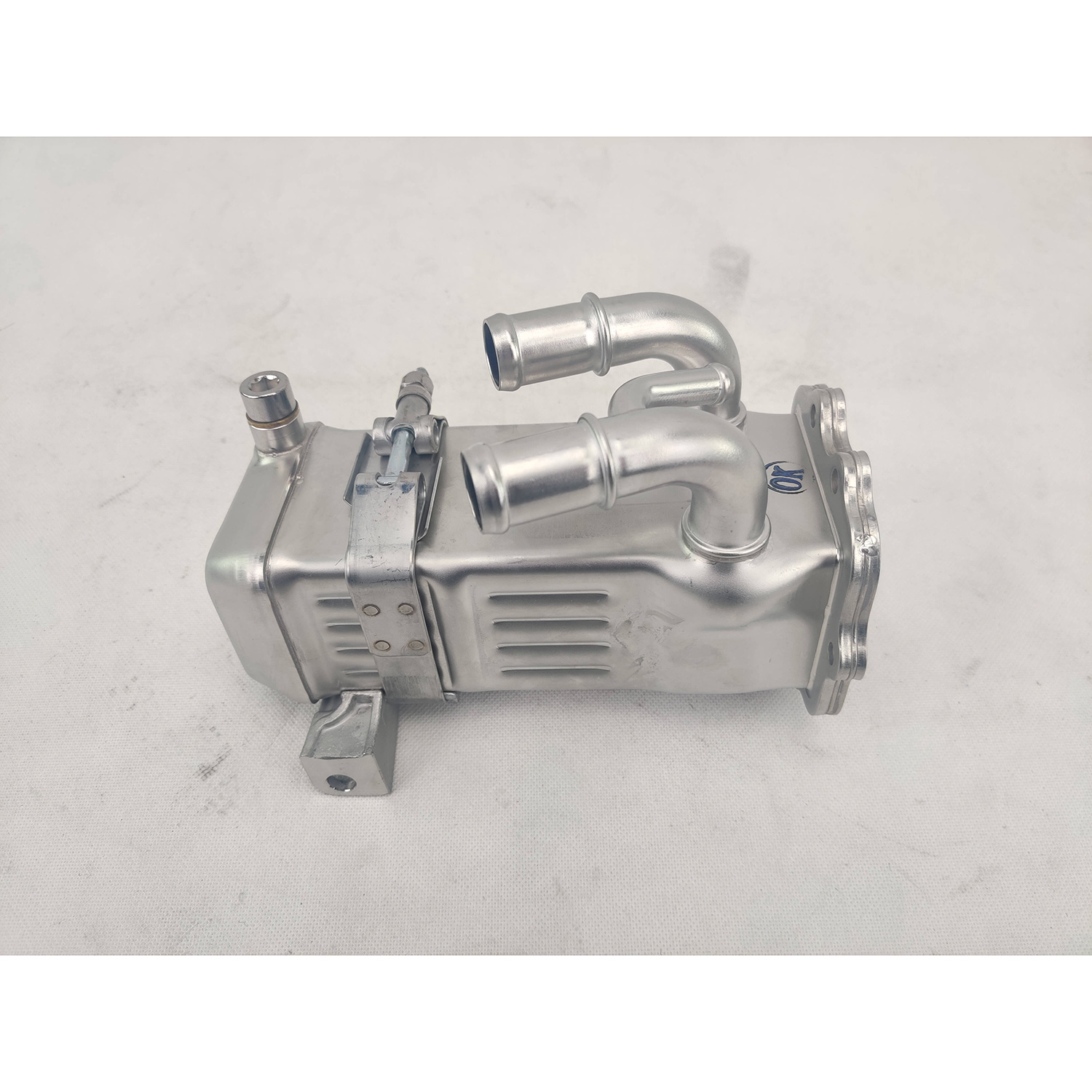 Foton truck engine parts 5365982 EGR cooler Diesel Engine ISF3.8