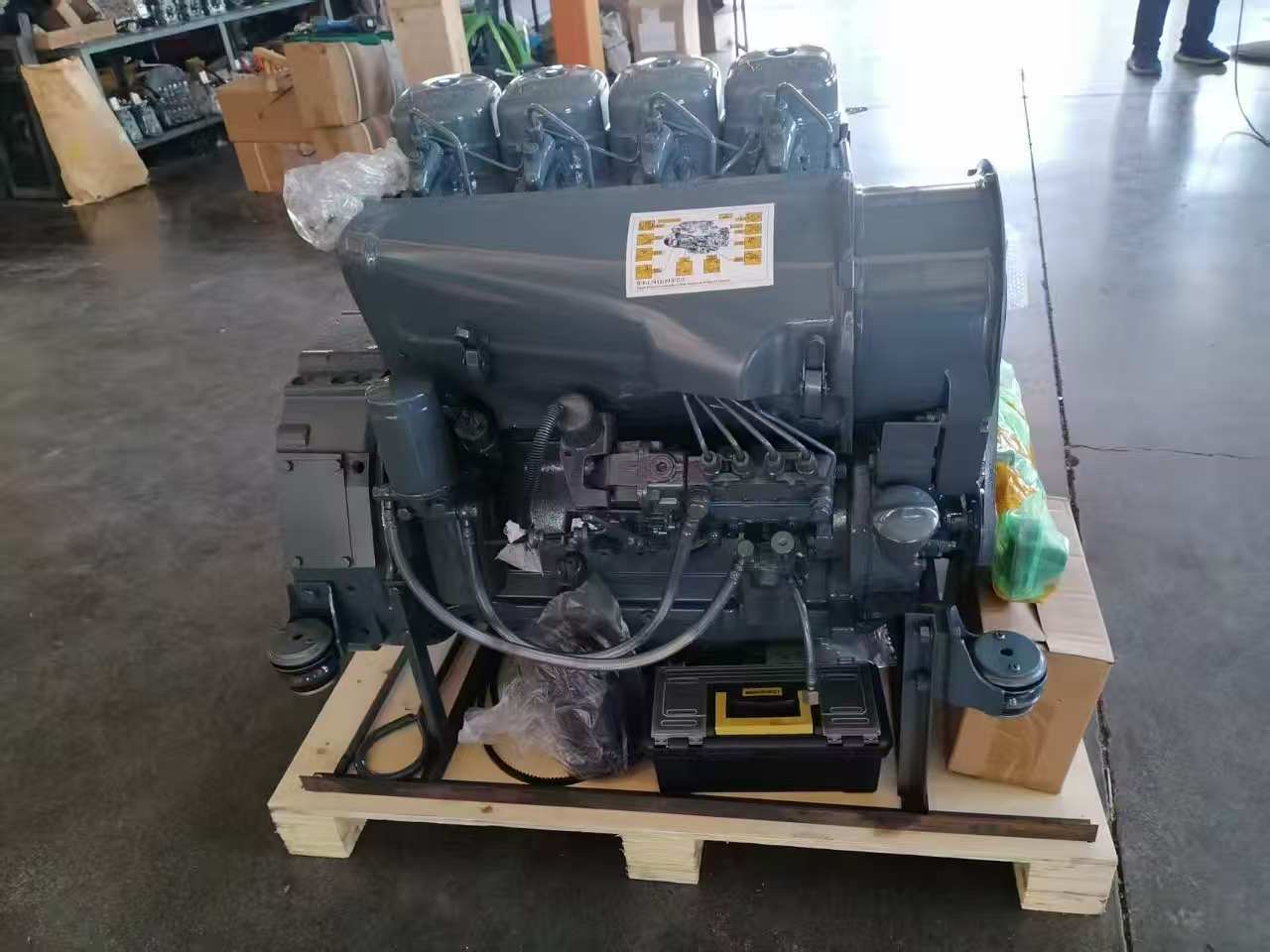 Deutz Air-Cooled 4-Cylinder Engine Assembly