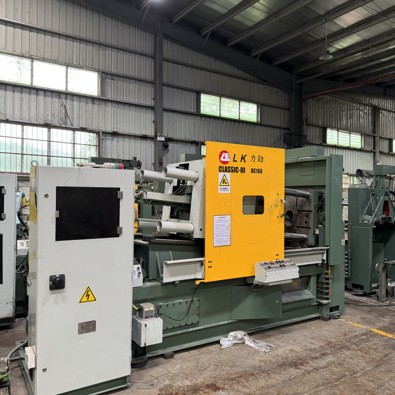 LK hot chamber die casting machine
