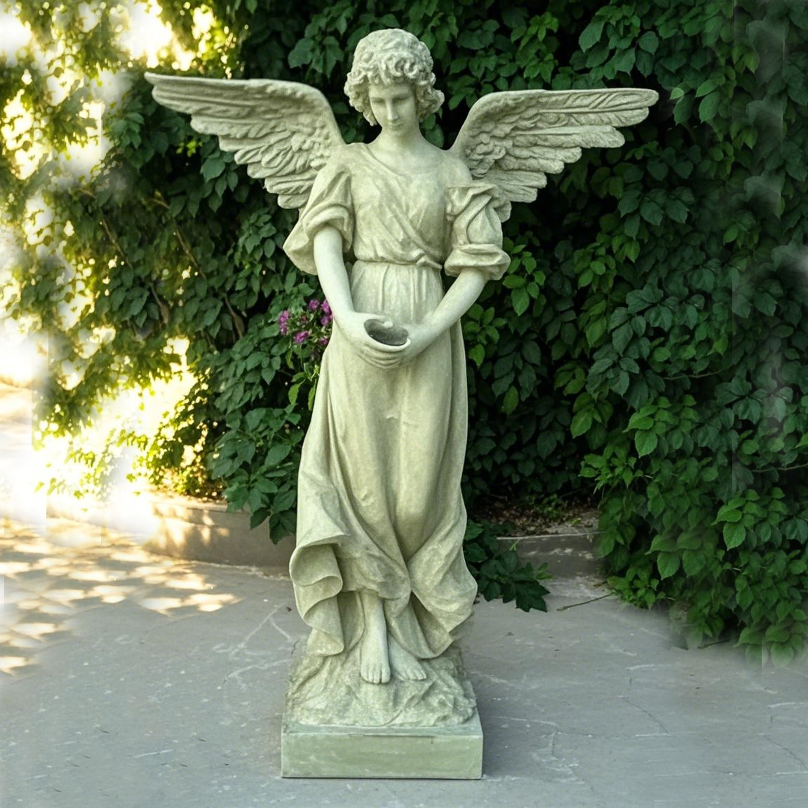 Resin Angel Garden Decor with wings