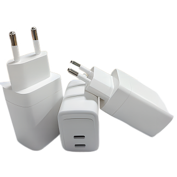 P047 2C 35W Dual Port Charger｜Type-C×2 Smart Power Sharing｜Universal AC ...