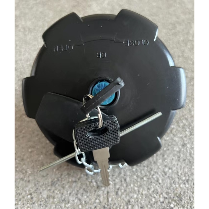 Man fuel tank cap