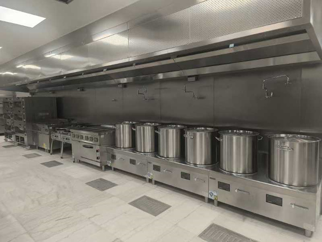 Which Hotels Can use a 300-liter Commercial Giant Stock Pot?