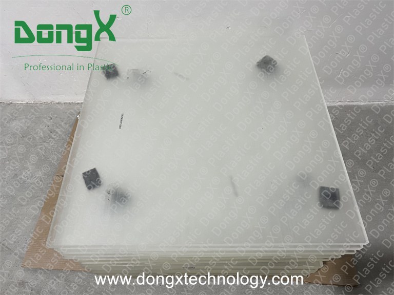 DongX® Rexolite 1422: Durable Cross-linked Polystyrene