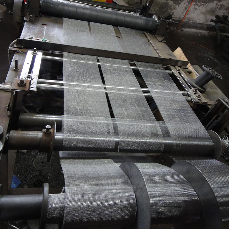 Black wire mesh supplied in rolls or cut filter discs.