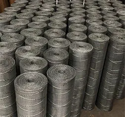 The Difference Between Woven Wire Mesh & Welded Wire Mesh