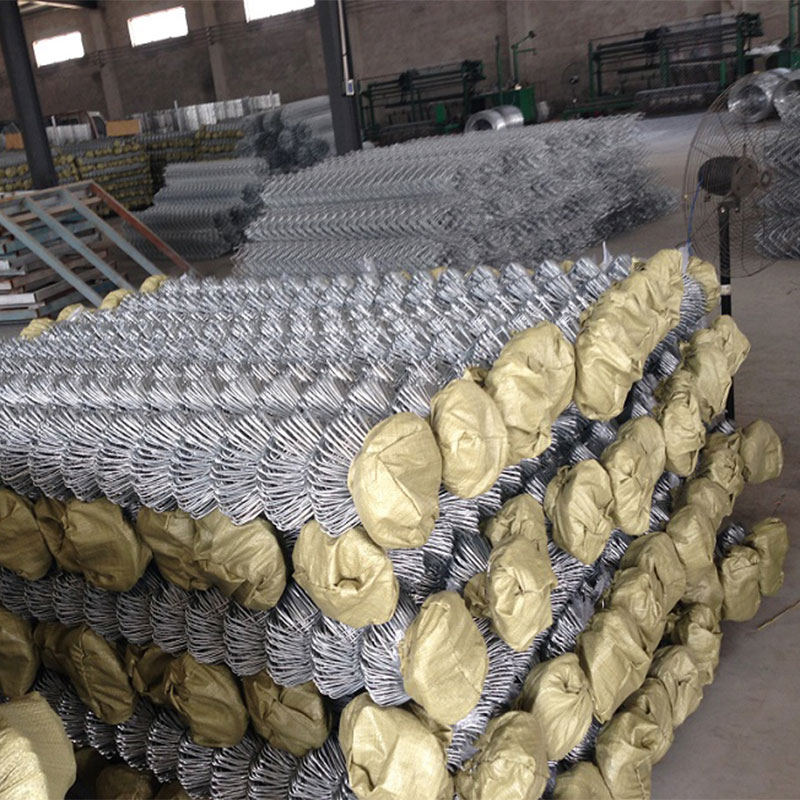 Galvanized Chain Link Fence: Strong & Affordable Fencing