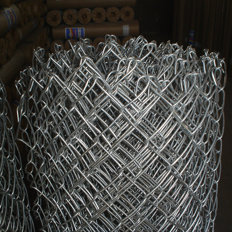 Galvanized Chain Link Fence: Strong & Affordable Fencing