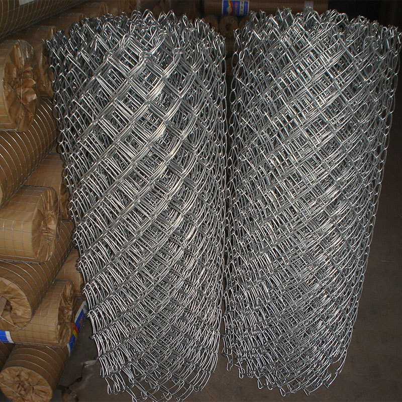 Galvanized Chain Link Fence: Strong & Affordable Fencing