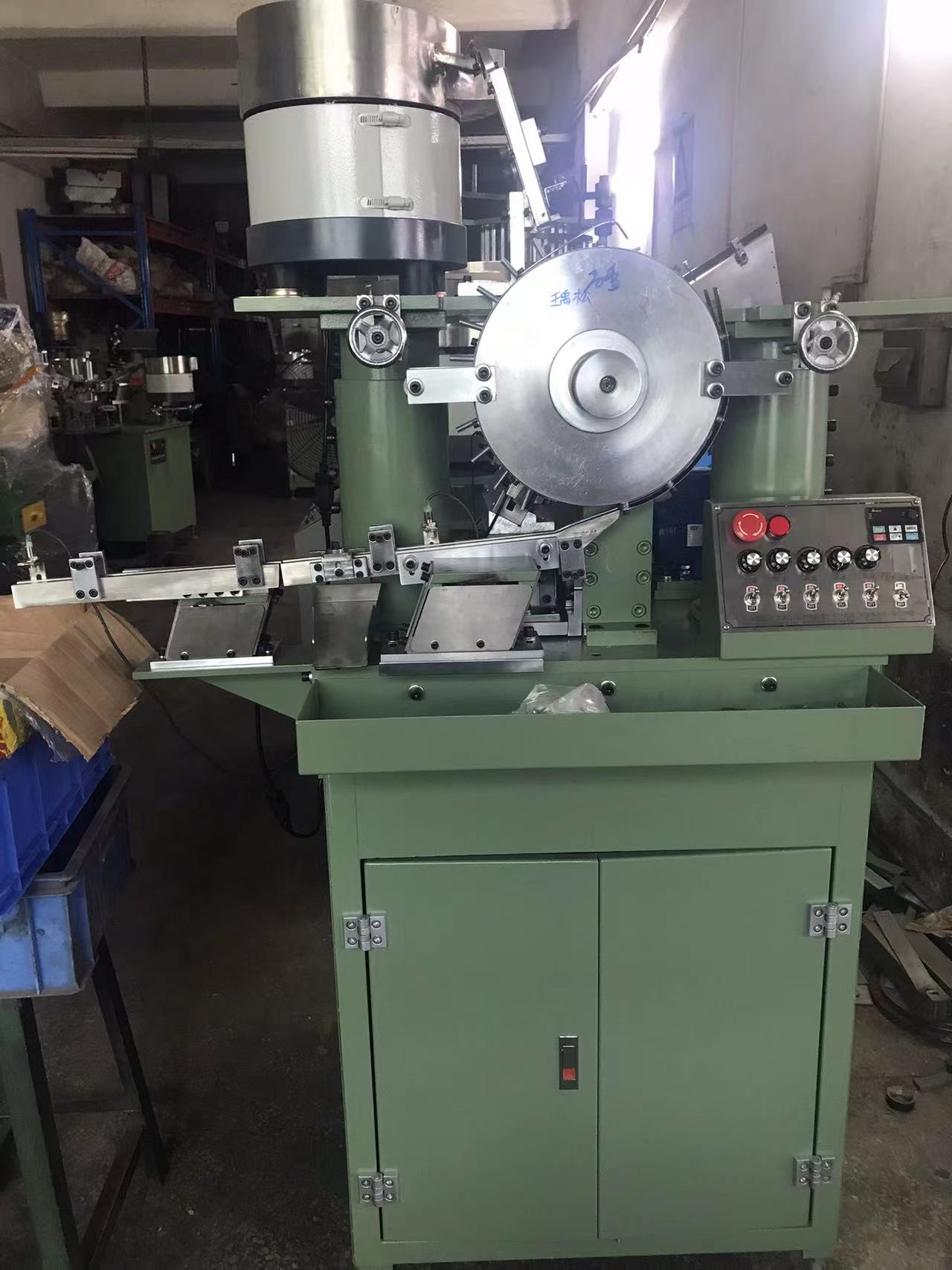 AZONE MACHINERY--Factory for Bolt washer assembly machine