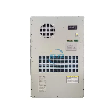 Cabinet air conditioning for regulating air temperature and humidity