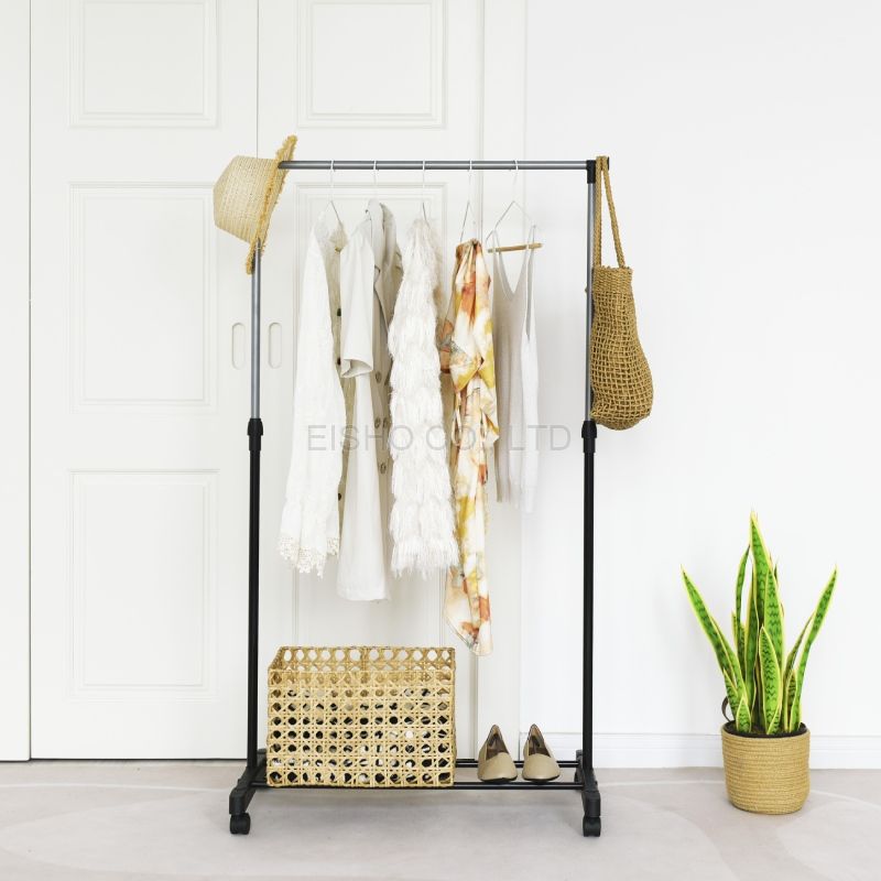 Freestanding Movable Metal Clothes Rack with Wheels