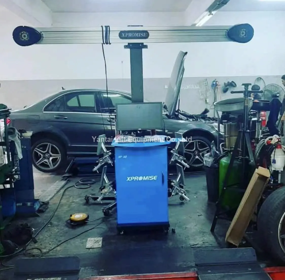 Car Alignment Machine