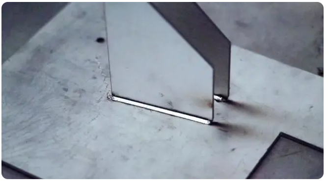 What wire does a laser welder use?