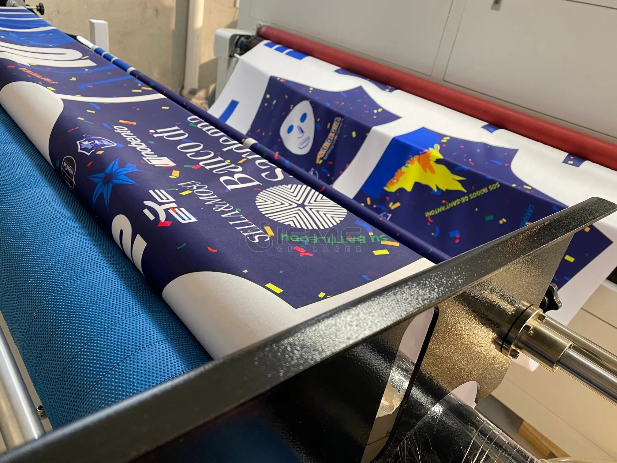 Fabric Laser Cutter For Sportswear