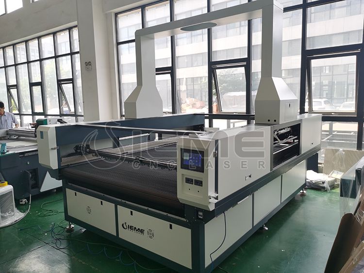 Fabric Laser Cutter For Sportswear